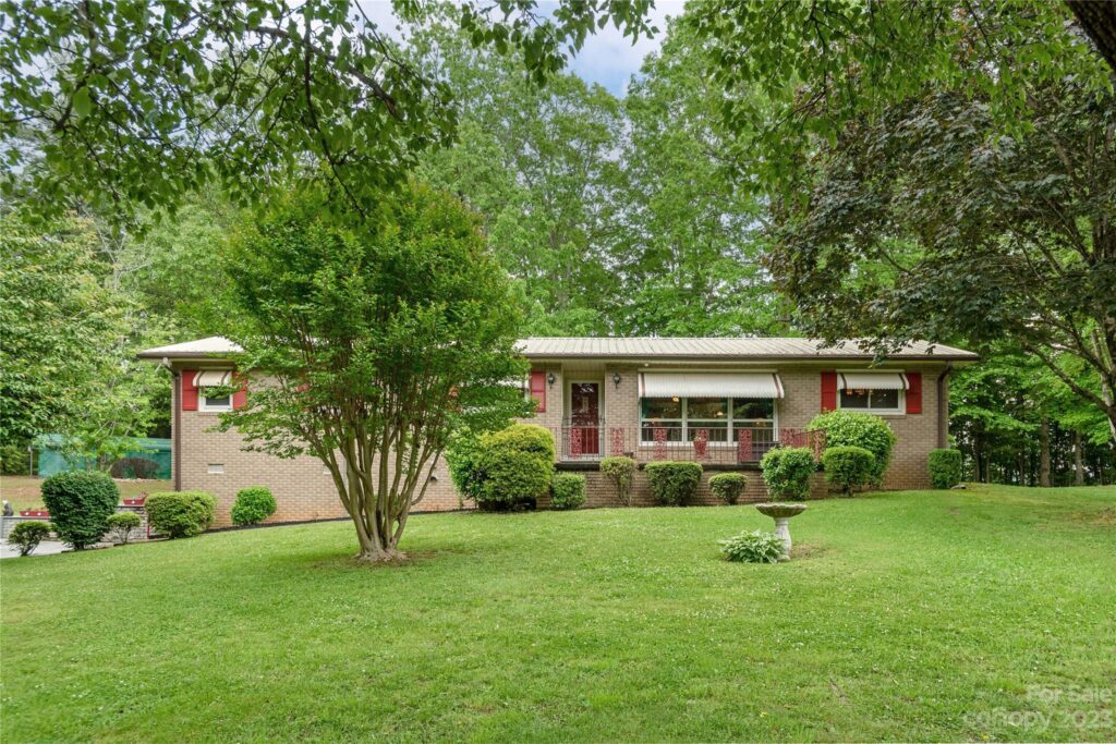 204 Reed Drive - Ferguson Real Estate and Associates
